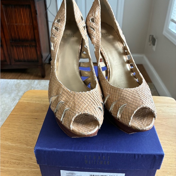 Stuart Weitzman | Shoes | Stuart Weitzman Beige Peeptoe Heels | Poshmark